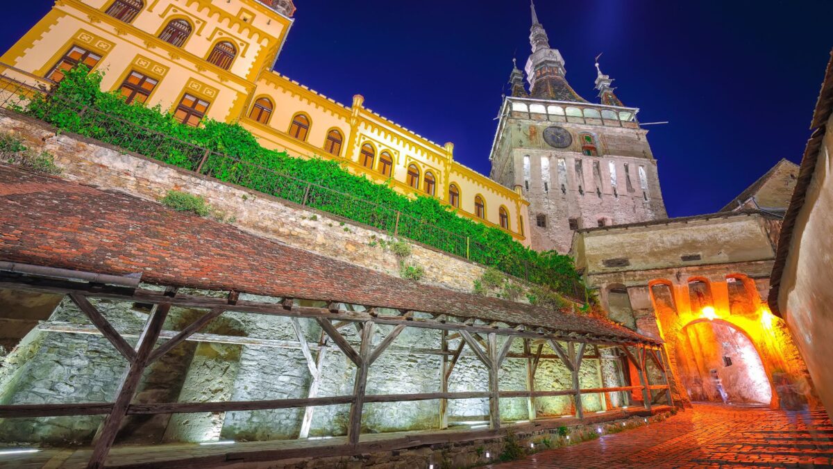 The History Of Sighisoara And The Best Places To See In The City ...
